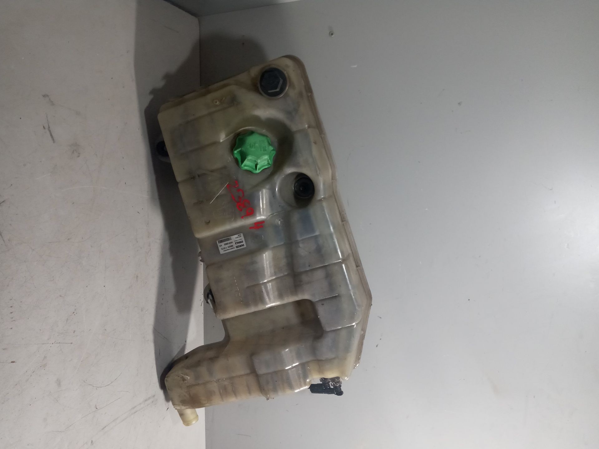 5802411213 CAUZIONE DI ESPANSIONE / 1243124 PER IVECO STRALIS AD/AT FS ...